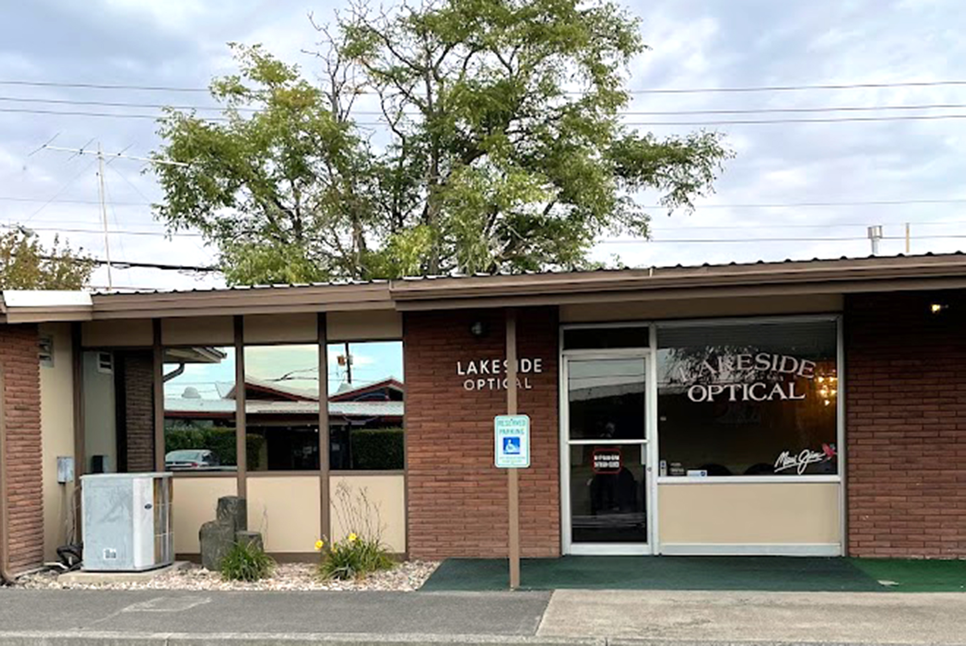 Lakeside Optical - Columbia Basin Eye Clinic